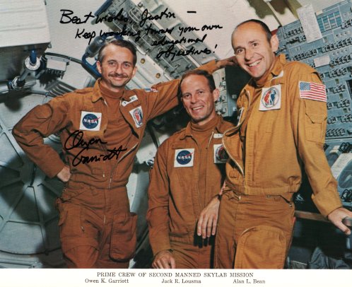 Autograph Gallery - Owen Garriott