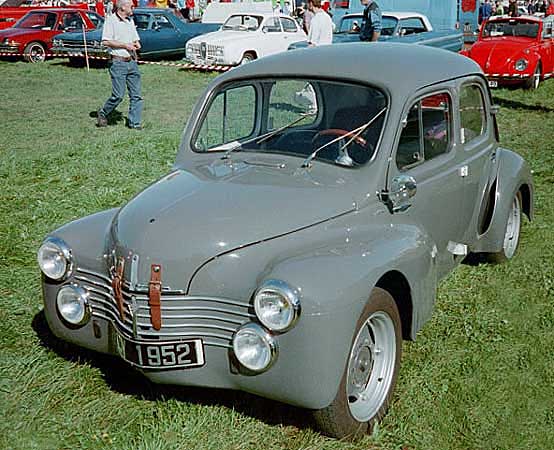 Renault 4CV