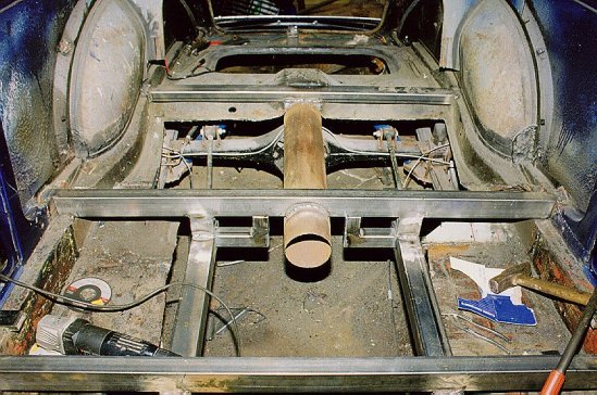 Morris Minor V8 - Body modifications