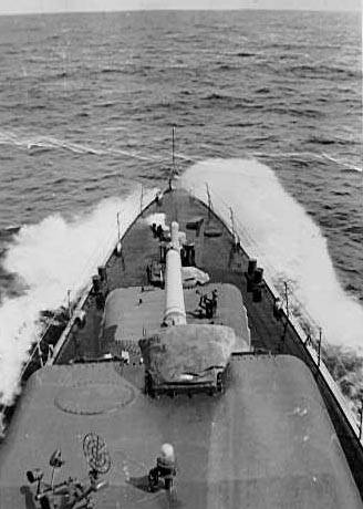 USS Nicholson DD442 Photo's