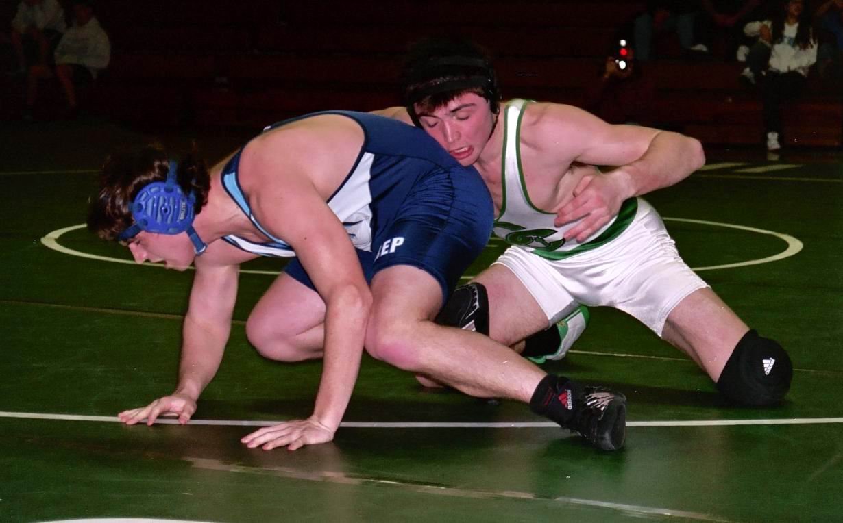 Home Page: Fighting Irish Wrestling