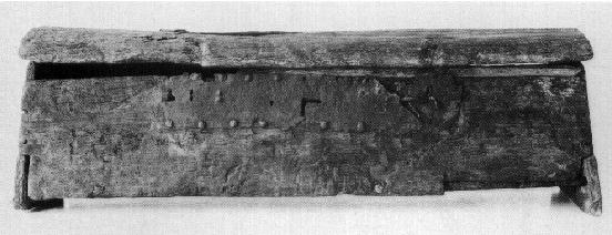 Catalogue of extant chests and caskets.