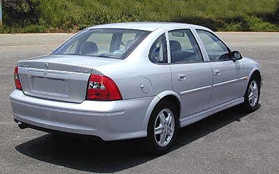 Chevrolet Vectra CD 2.2 16v MPFI --- Sedán 4 puertas