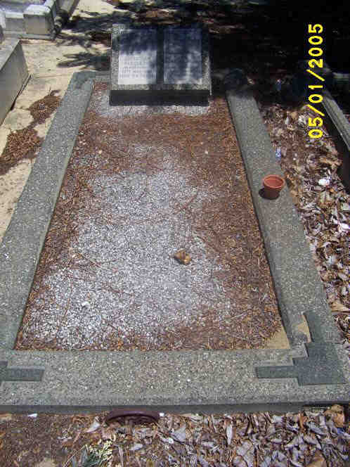 Extended Family Web Site