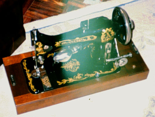 Antique Sewing Machine Resource - Domestic Sewing Machines
