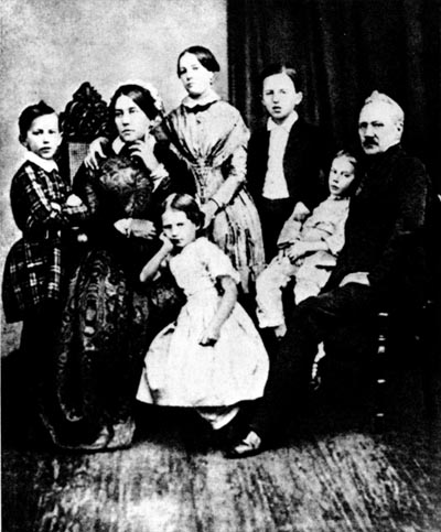 За Сестрою Чайковский На Русском - directionskinny