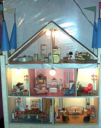 Princess Patti Doll House