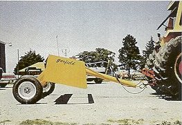 Garfield Drag Scraper