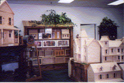 Tour of Doll House Annie