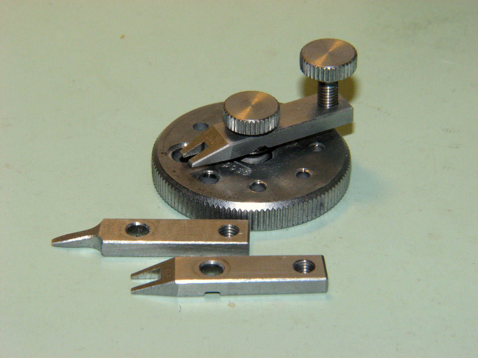 Jewelling and Jewelling Tools