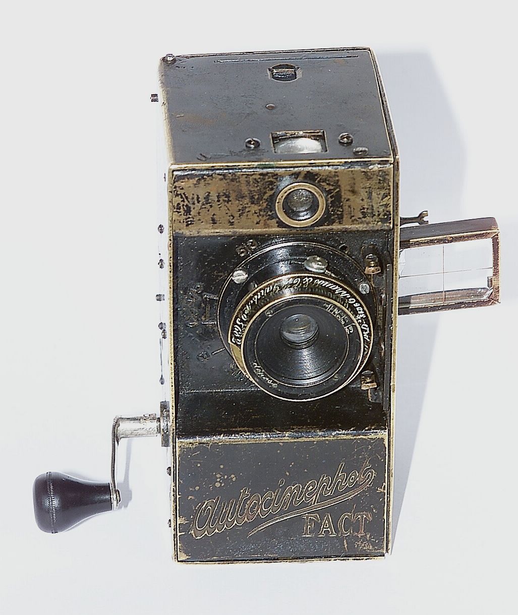 List of Early 35mm Cameras, from 1914 to 1932