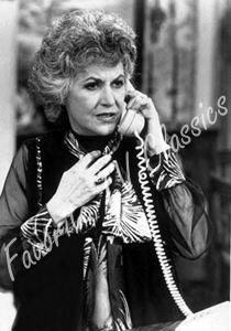 And Then There's Maude - Cast Promo Photos