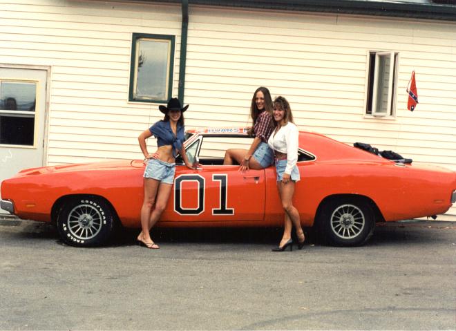 General Lee in the Tree