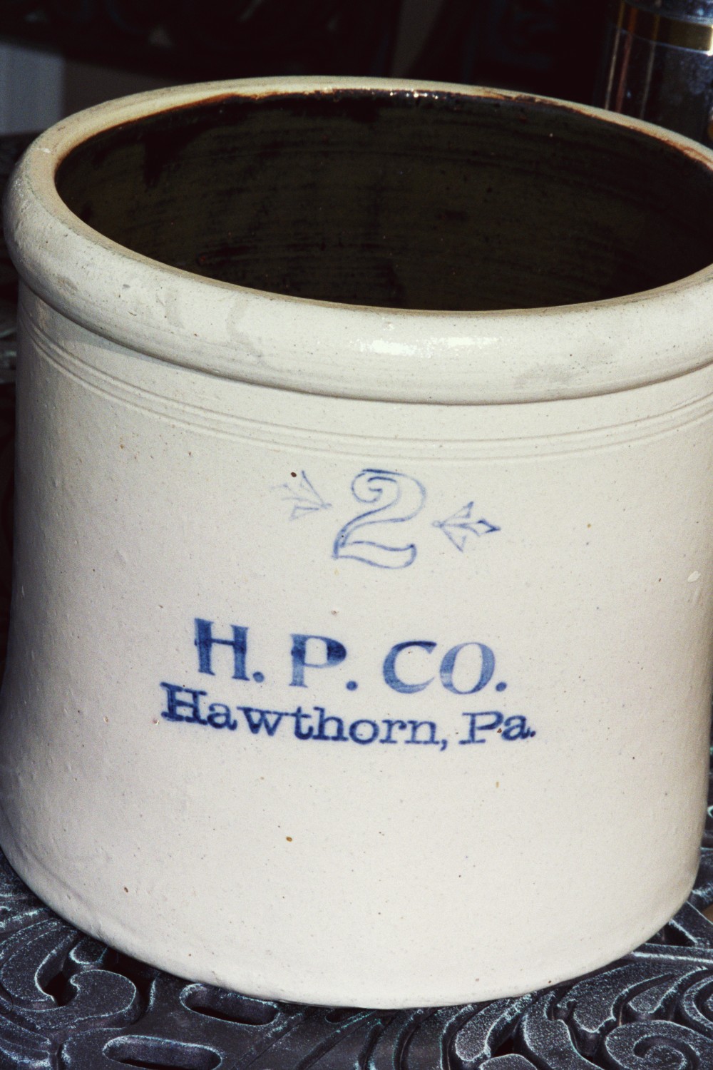 Hawthorn Pottery Collectors