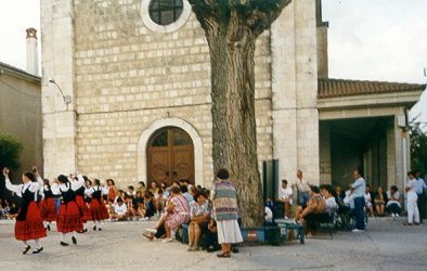 La plaza del pueblo