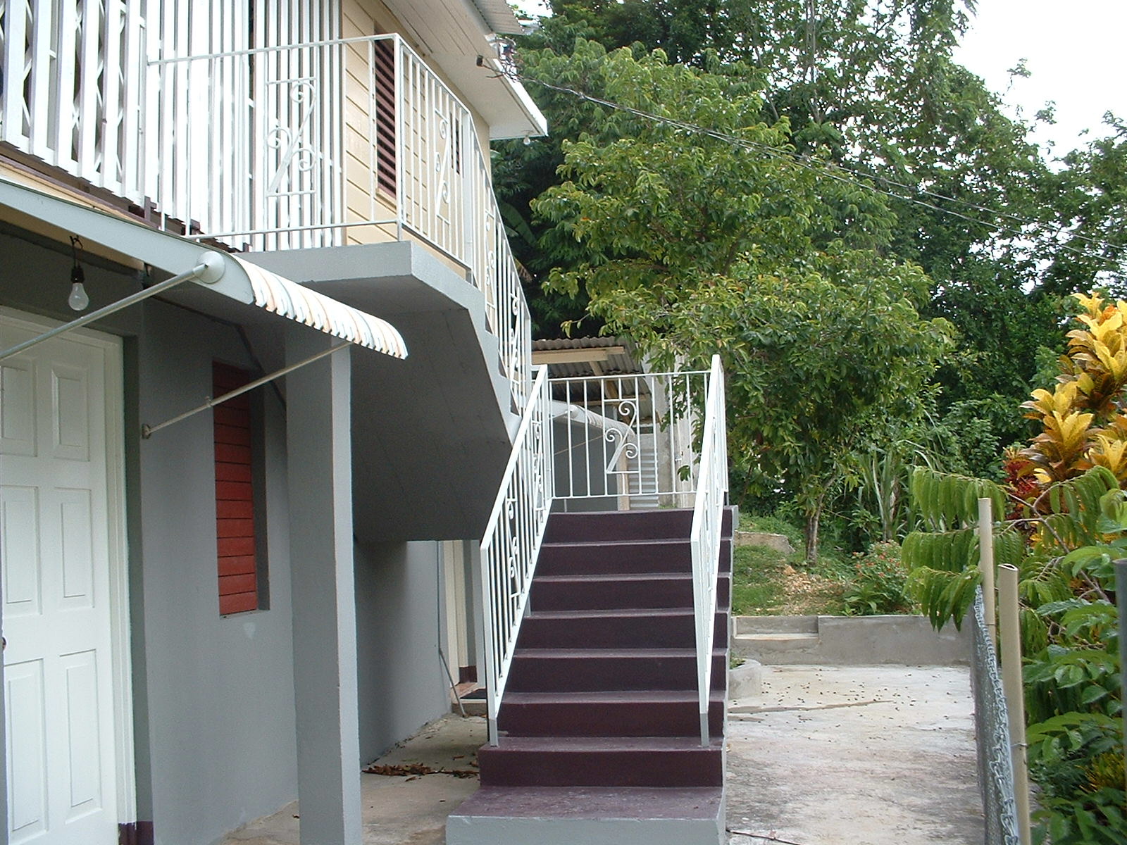 Hillside Inn - A Real Jamaican Escape
