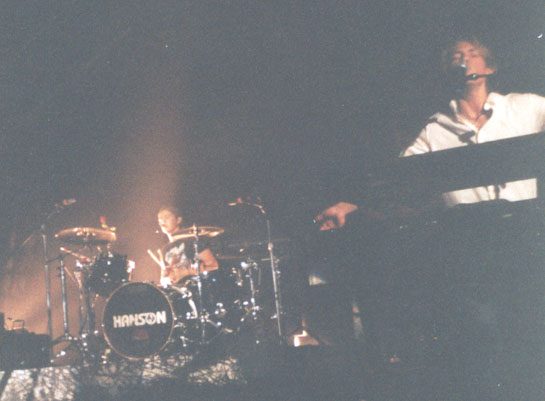 [ hanson LIVE august 10 2000 ]