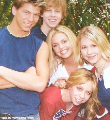 Wonderful Inspiration - a Jump5 fan site - Magazine Scans