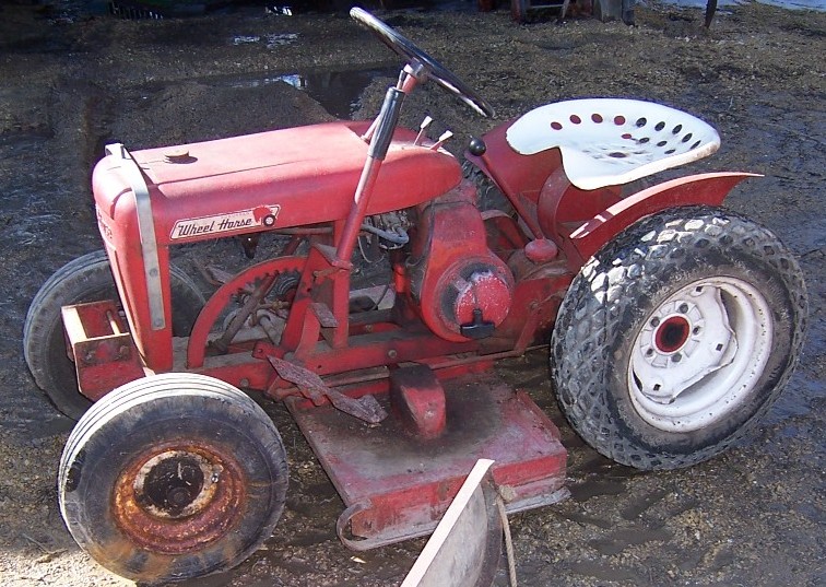 JaTee's Red Shed - My Wheel Horse Garden Tractors