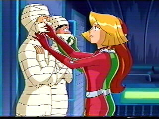 Totally Spies Page 18 -"I Want My Mummy"