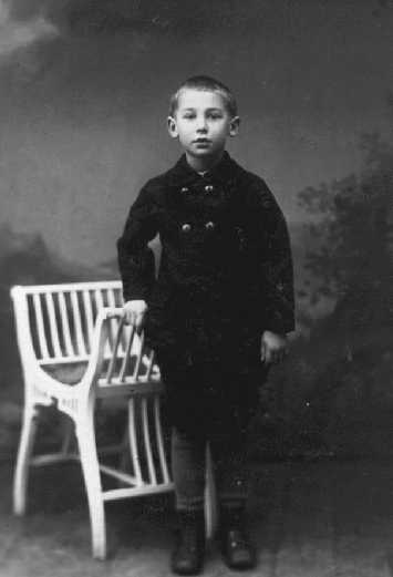 George Preiss (my Opa) at about 6 yrs late 1920's