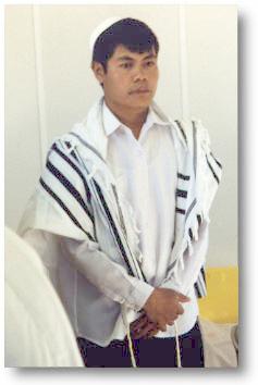 Bnei Menashe, one of the Ten Lost Tribes are returning to Judaism and ...