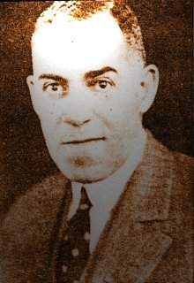 Mickey Cobb's Instagram, Twitter & Facebook on IDCrawl