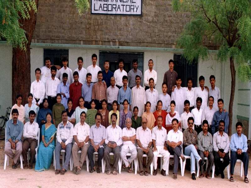 JNTUCEA, 2000 CLASS PHOTOS