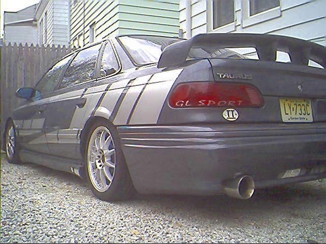 93 Slammed Ford Taurus