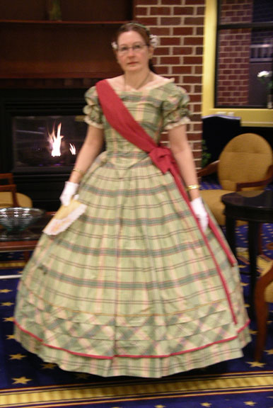 More Truly Victorian patterns in shot gold-red taffeta and a fabulous ...