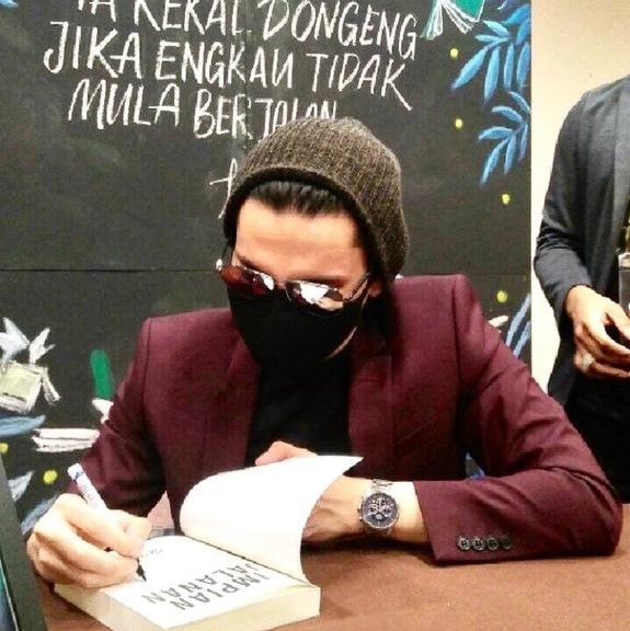 Tempatan | Kartun Blok