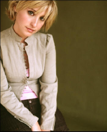 Kat Hawthorne *poke*