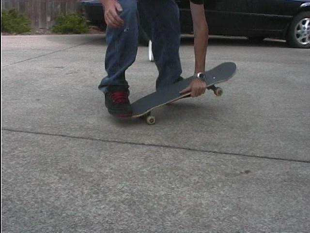 trickbonelessfingerflip