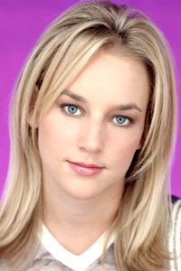 Robyn Richard's (Maxie) Pictures