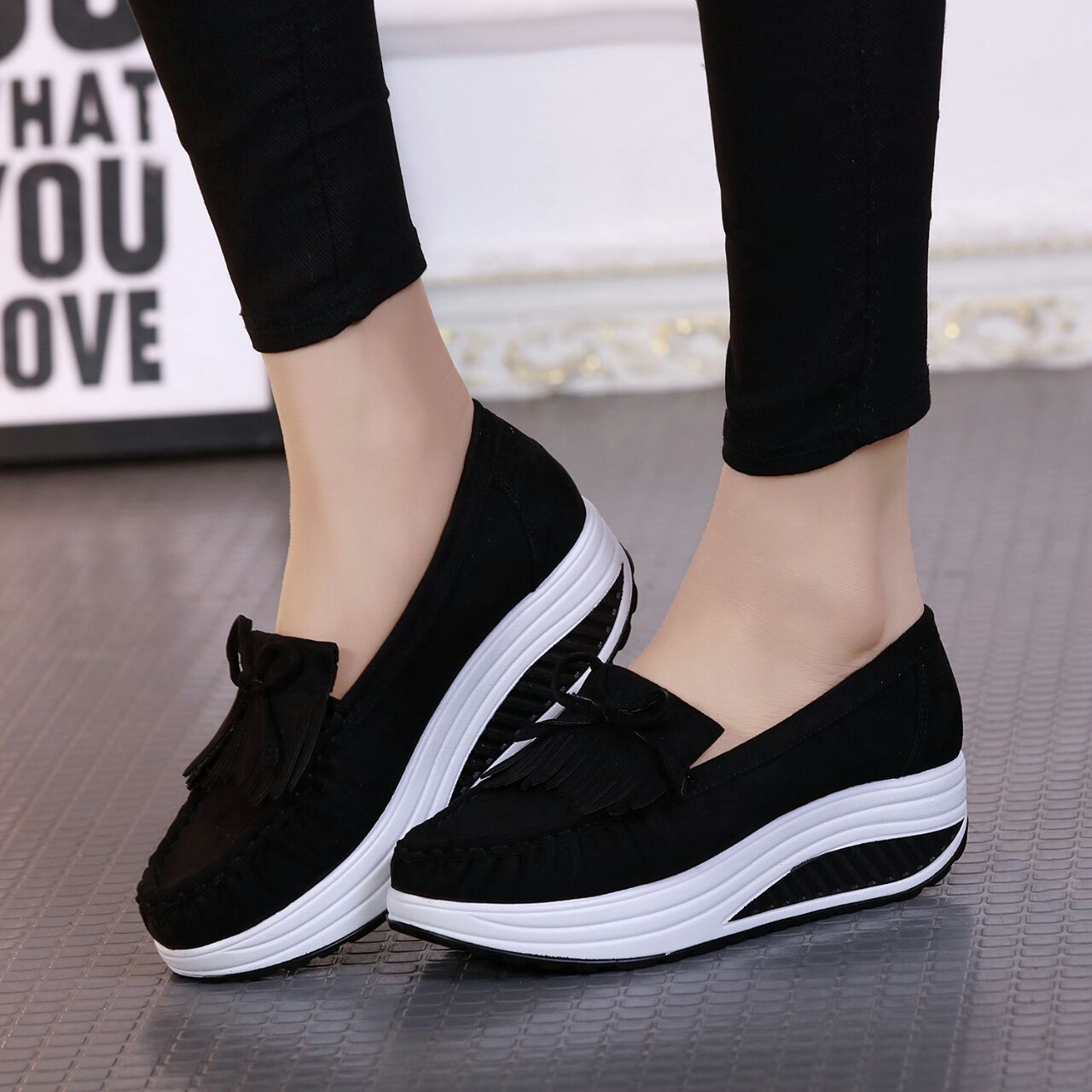 Gambar Sepatu Wedges Wanita Terbaru - Juwitala