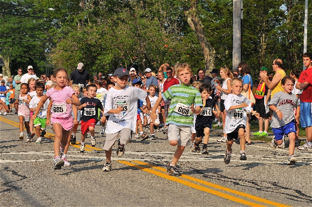 Little Compton 4.8 Mile Road Race