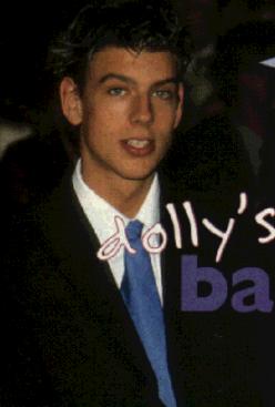 Angus Kennett Picture