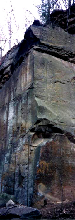 Logtown Climbing Guide, The Right Main Wall