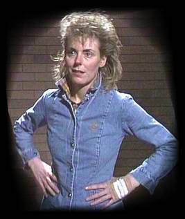 Lou Kelly's Instagram, Twitter & Facebook on IDCrawl