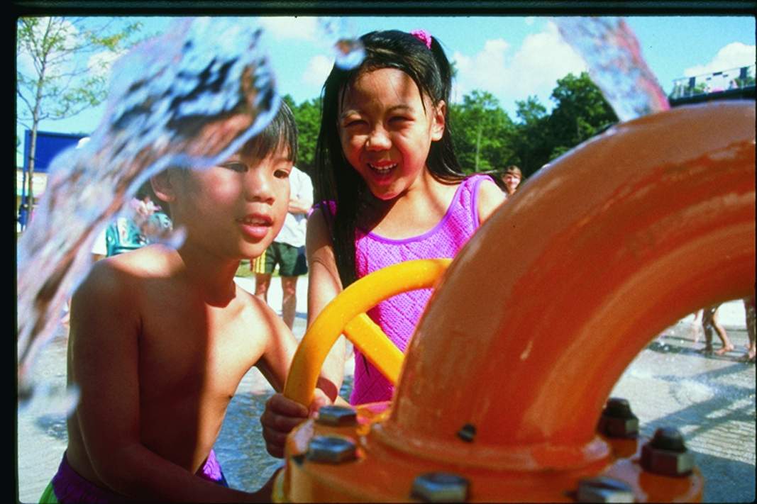 Paramount Canada's Wonderland - PCW ONLINE - Splash Works