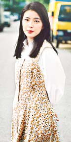 MAYLO.COM - MAY GALLERY