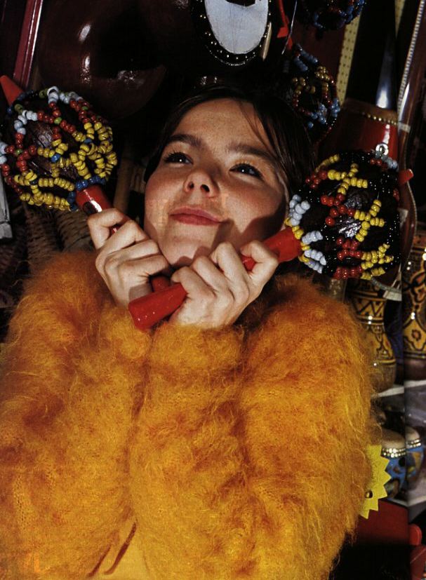 Björk Photo Gallery!!