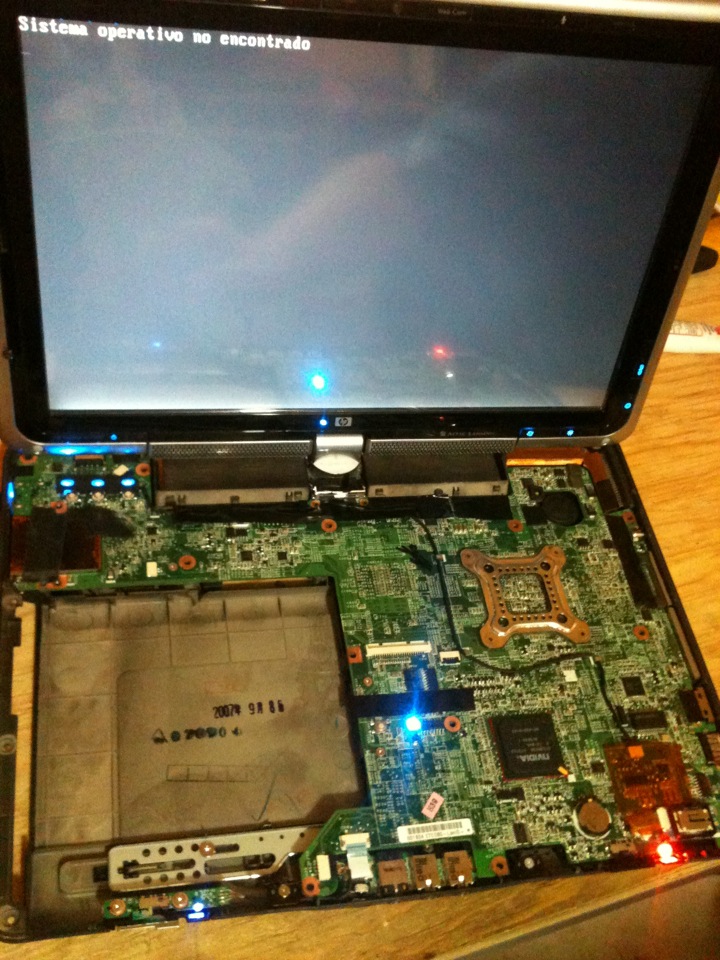 Ensamblaje:Laptop Reballing