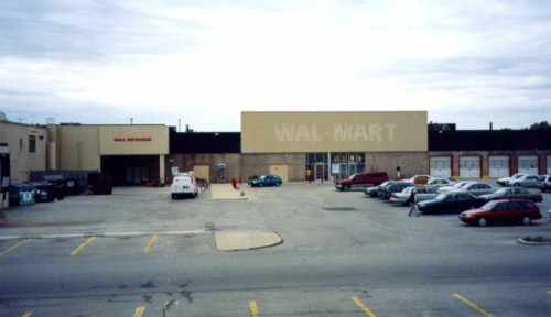 Oakridge Mall Photo Gallery - September 2003 - Inside the Former Wal ...