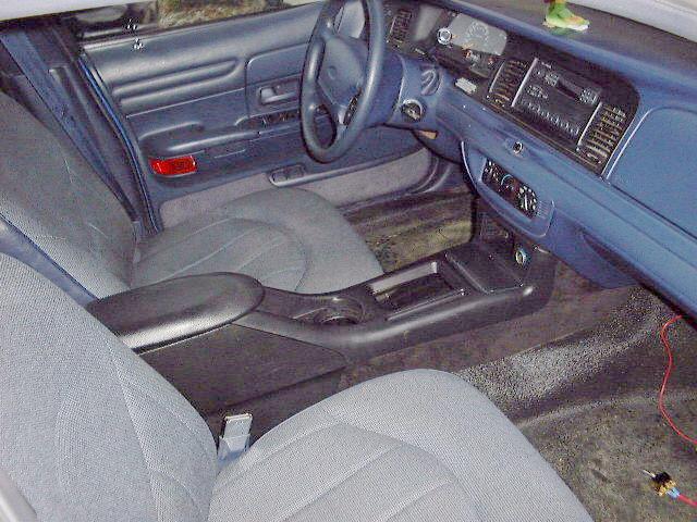 Taurus SHO center console installation