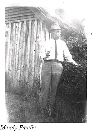 Mundy Family Photo Album