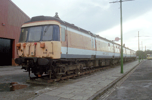 CLASS 311 MULTIPLE UNITS