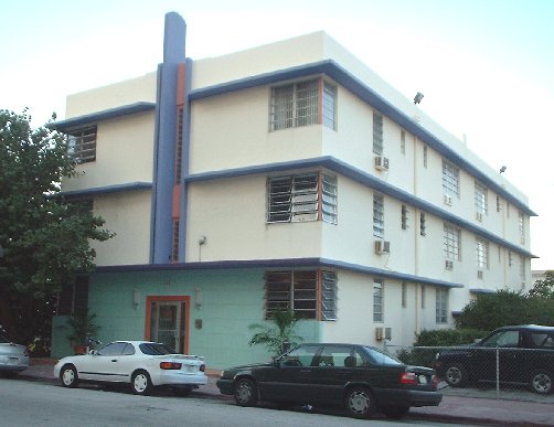 odpa walking tour of lower ocean drive — 400 block