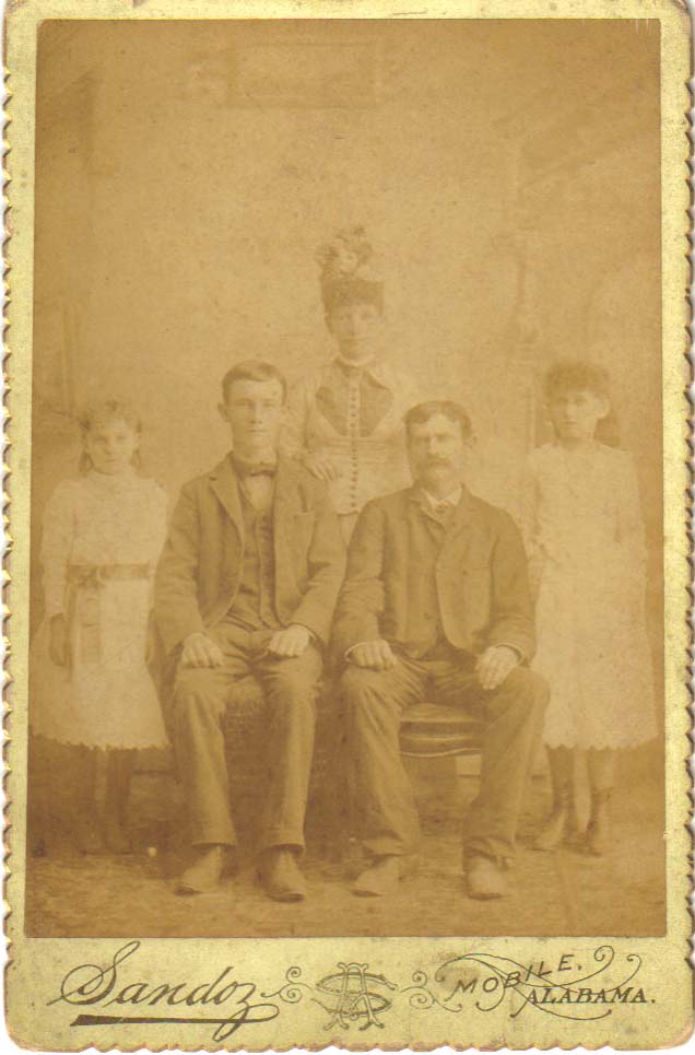Family of Evan Norman Pardue, Alma Baugus, and Olivia Bisenet