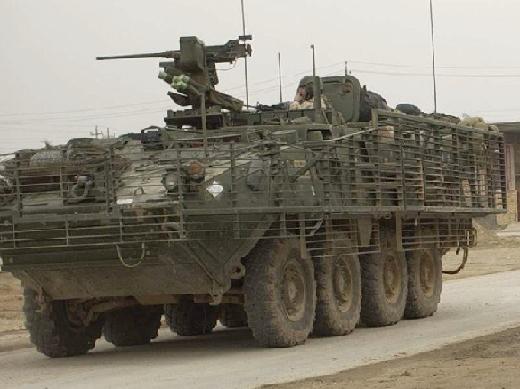 'Stryker' con malla metálica contra RPGs
